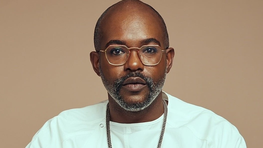 En ung sort homoseksuel mands kamp om at føle sig værdsat - Out & About